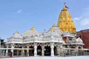 Ambaji Pilgrimage: Seek Blessings & Culture in Tranquil Ambiance